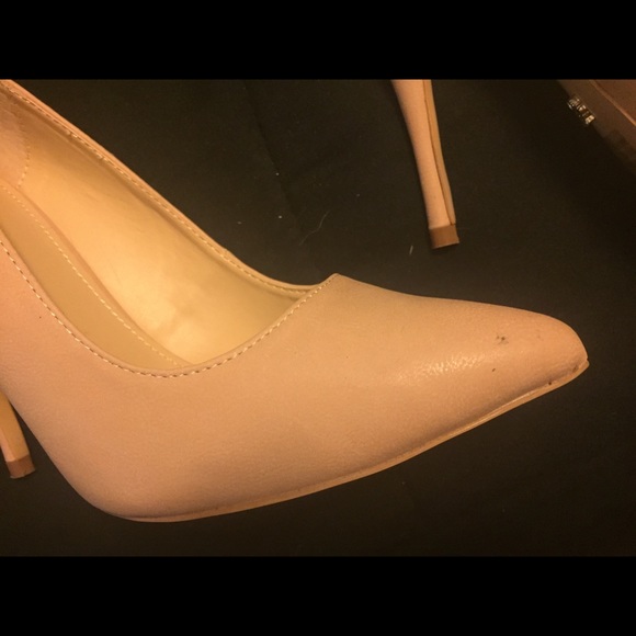 Victoria's Secret | Shoes | Neutral Colored Pumps Victorias Secret ...